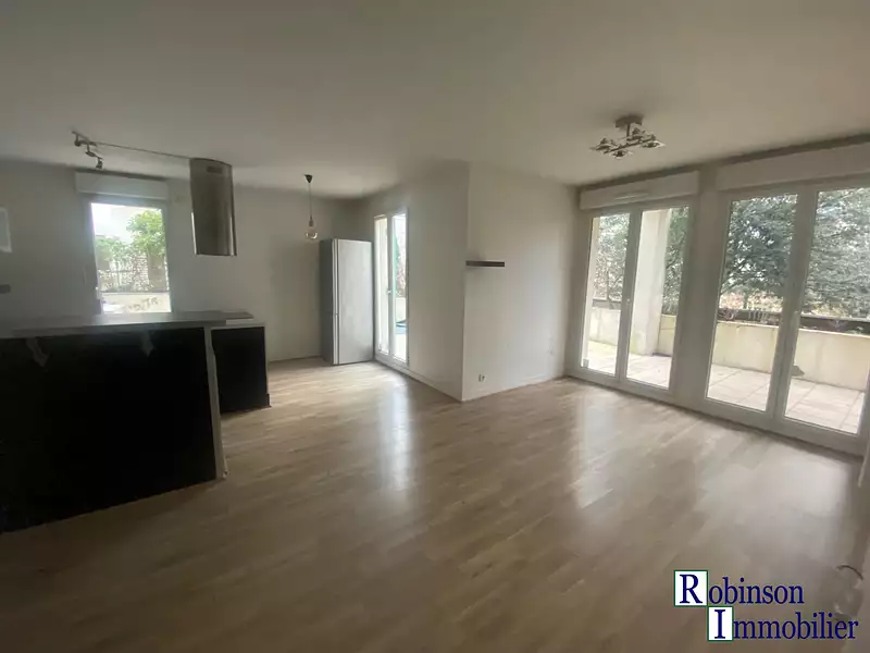 Location appartement 2 pièces 46 m² Le Plessis-Robinson (92350) - Superimmo