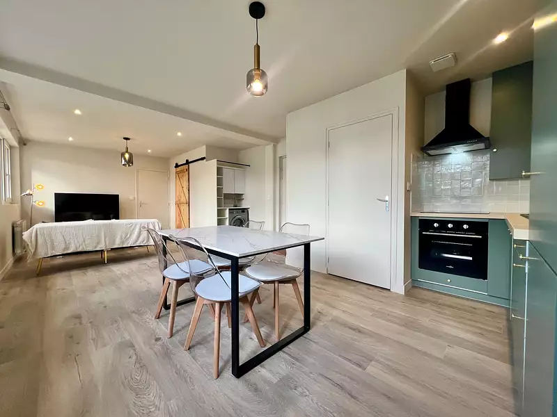 Location appartement 3 pièces 56 m² Lorient (56100) - Superimmo