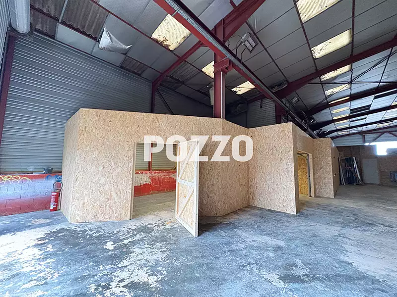 Location parking 13 m² Donville-les-Bains (50350) - Superimmo