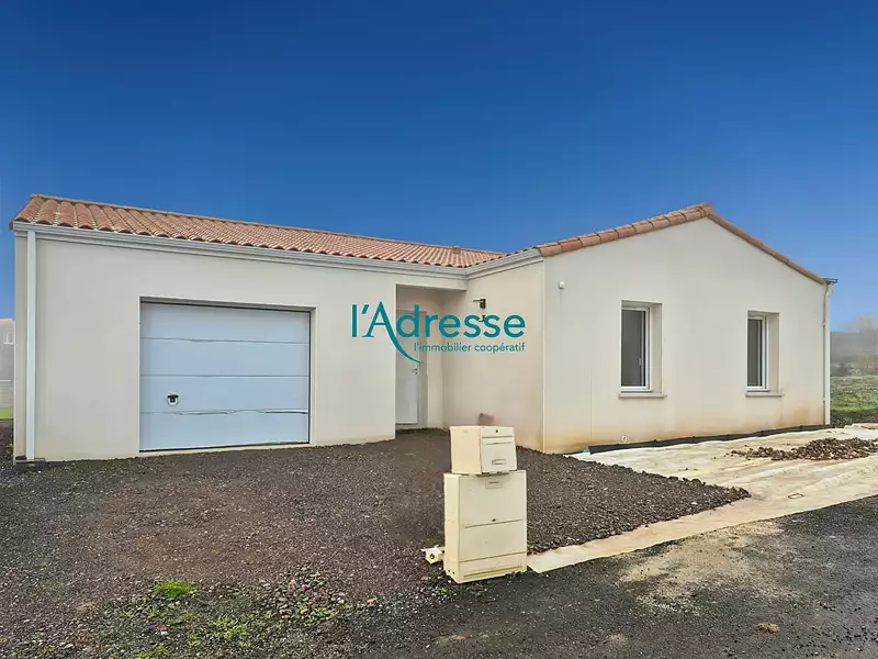 Vente maison 4 pièces 88,02 m² Montrevault-sur-Èvre (49110) - Superimmo