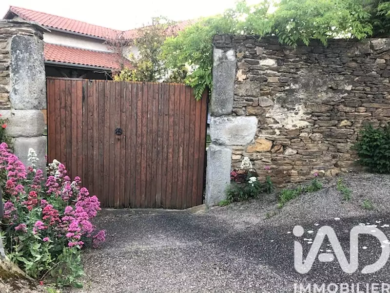 Vente maison 7 pièces 150 m² Farnay (42320) - Superimmo