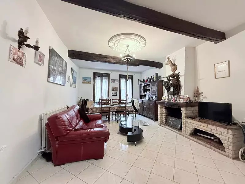 Vente maison 4 pièces 90 m² Guise (02120) - Superimmo